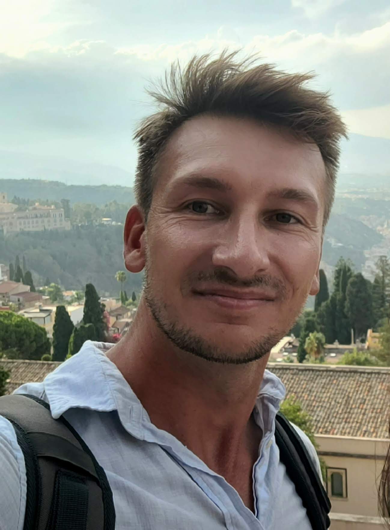 Konrad Sołtys • UG